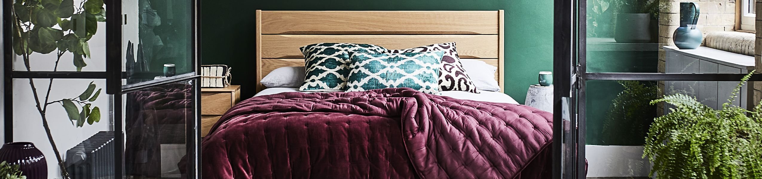 Designer Wooden Beds | Mid Century Modern Beds | ercol